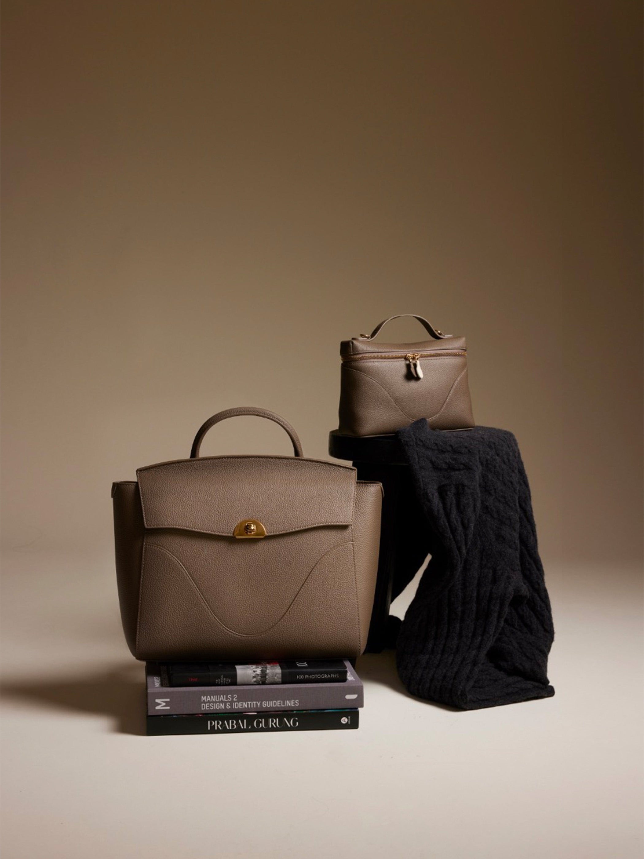 Wavia Bag collection | Women's convertible backpack purse