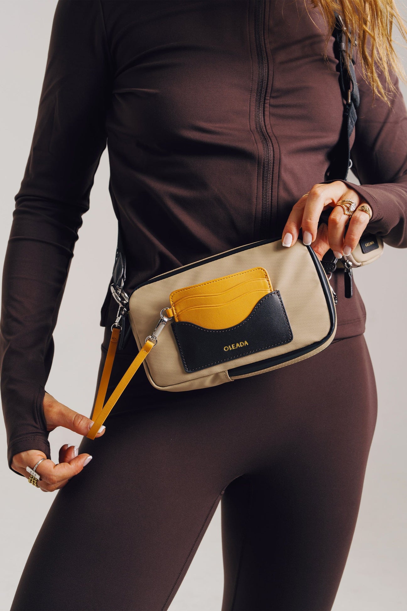 Shop AnySling - OLEADA: Leather Functional Sling Bag – OLEADA Official