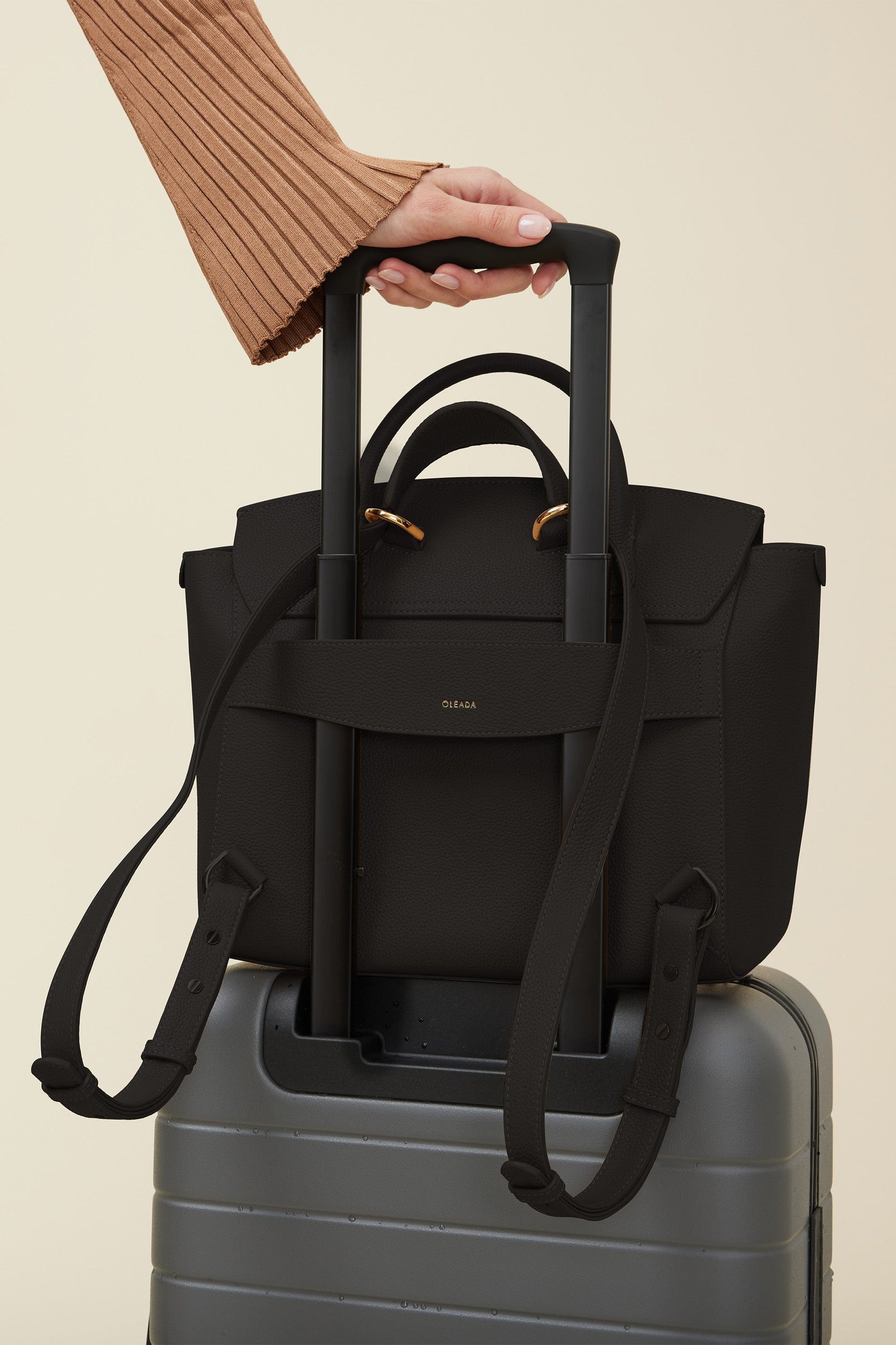 Shop Wavia Bag - OLEADA: Functional Leather Work backpack for Women ...