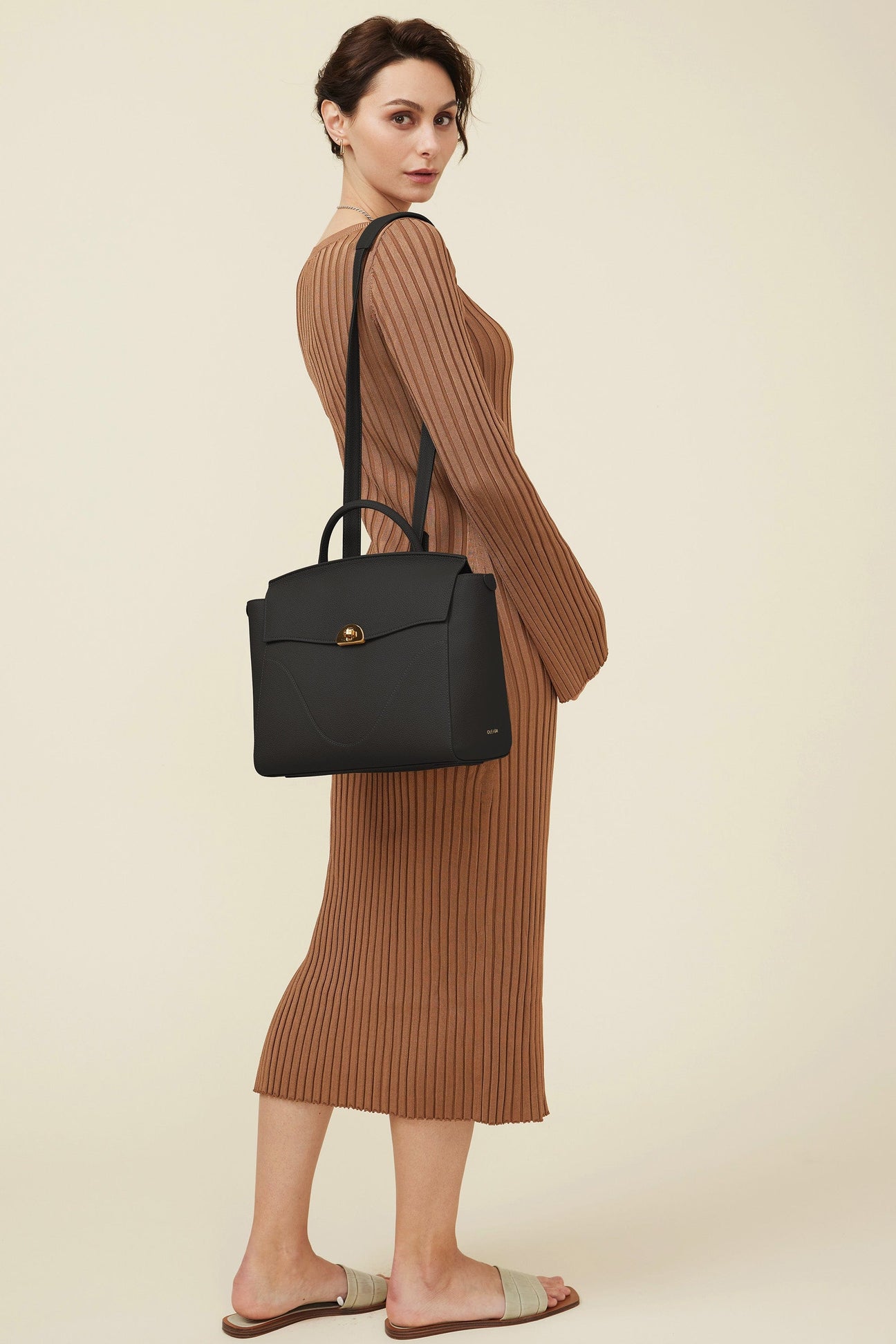 Shop Wavia Bag - OLEADA: Functional Leather Work backpack for Women ...