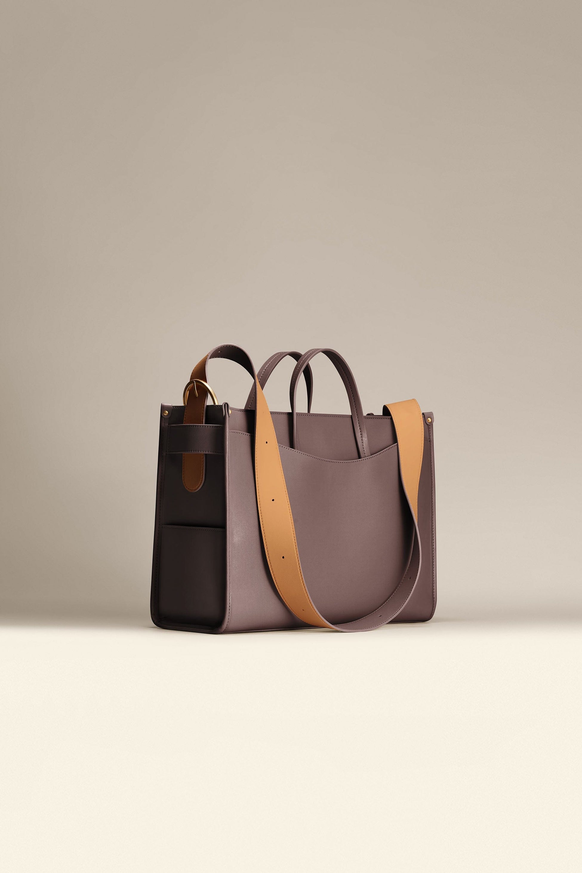 Shop Reverie Tote - OLEADA: Leather Laptop Work Tote with compartment ...